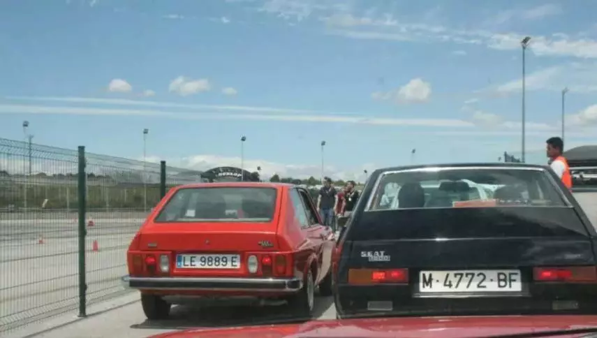 Seat 128 3p vs Seat Sport „Bocanegra”