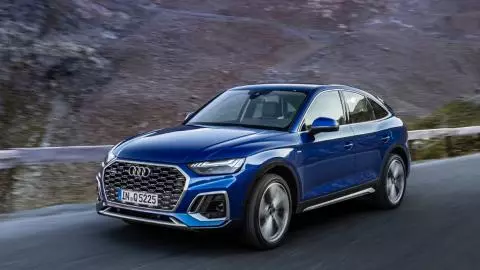 Audi Q5 Sportback 2021 година