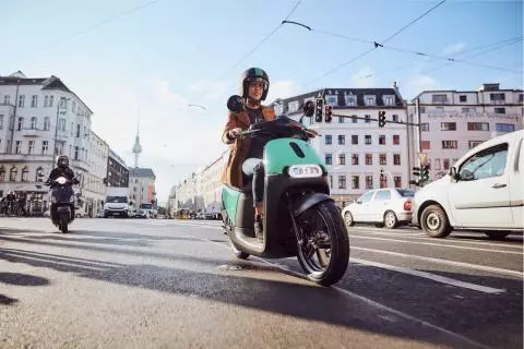 COUP, nuovo servizio di noleggio moto elettriche