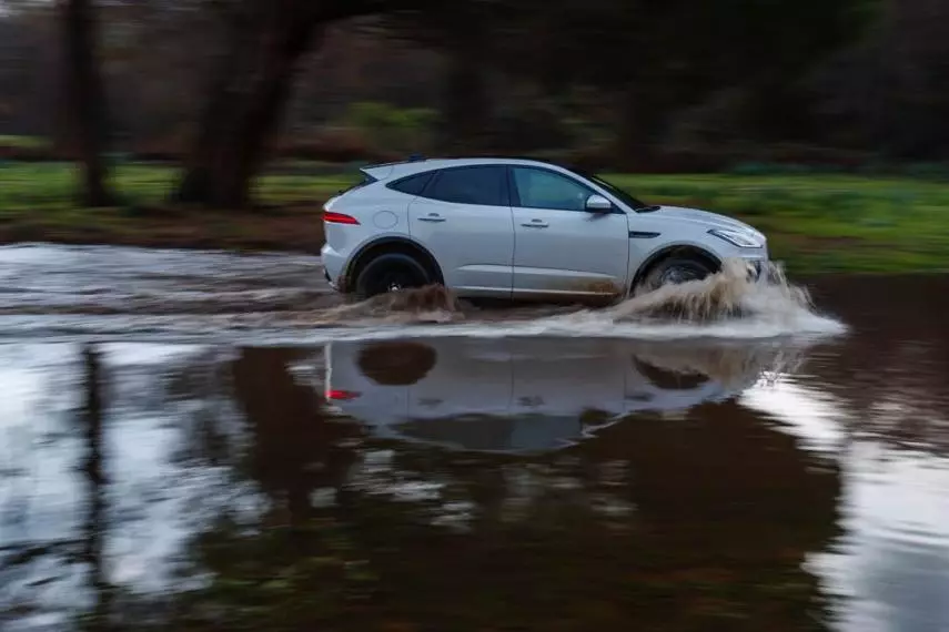 Jaguar E Pace