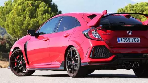 2017 Honda Civic Type R test