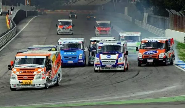 Ford transit trophy jarama