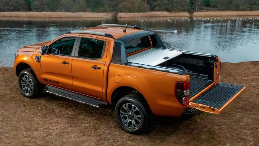 ford-ranger-electrica_rear