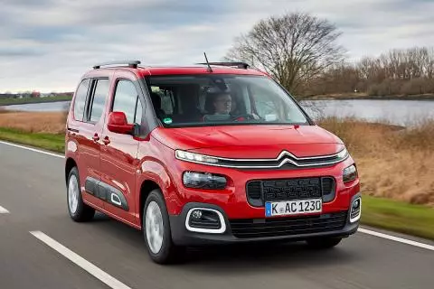 Citroën Berlingo बनाम फोर्ड Tourneo र Volkswagen Caddy