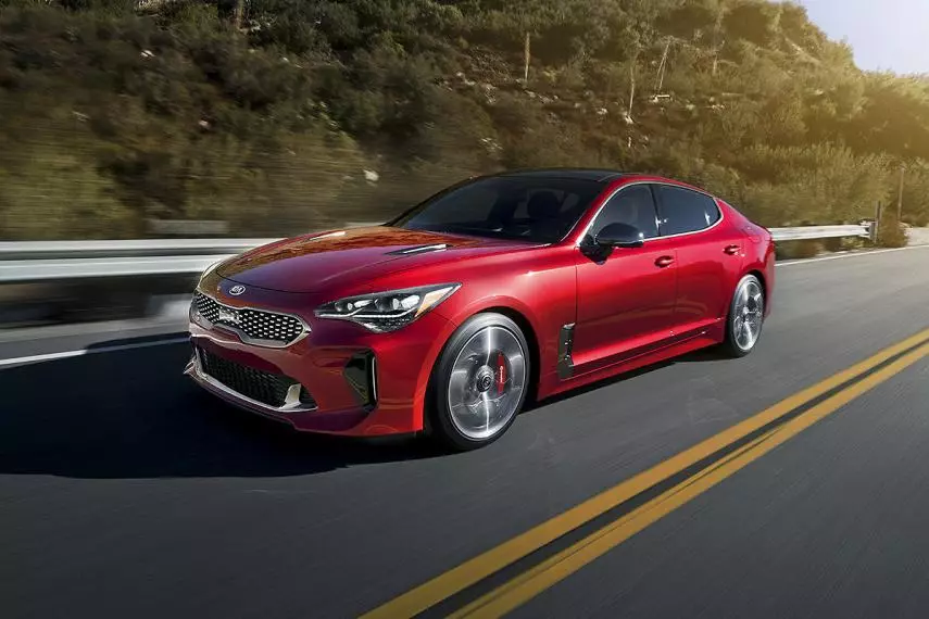 Na matou suʻeina le Kia Stinger