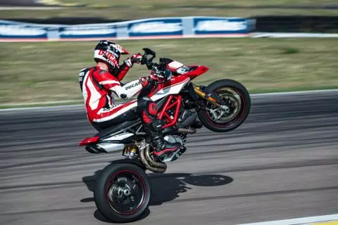 Жаңы Ducati Hypermotard 950 2019