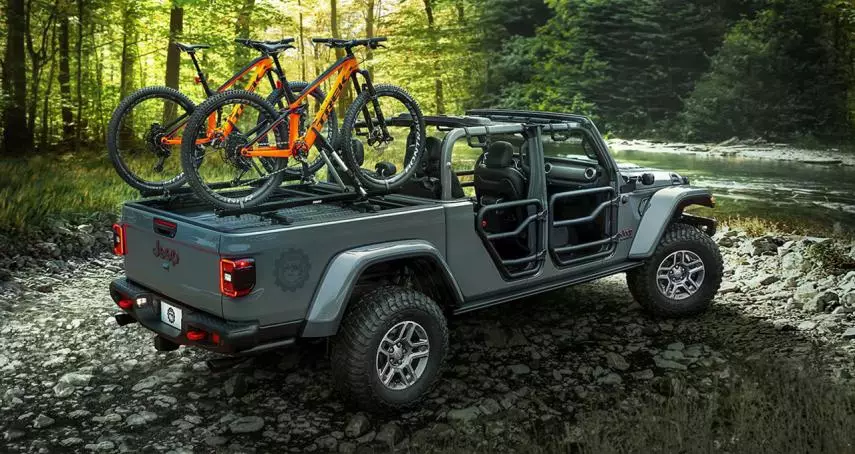 Suport pentru biciclete Mopar pentru ridicare de pe Jeep Gladiator