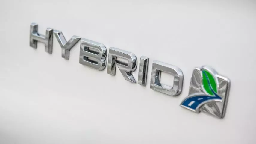 ford mondeo hybrid