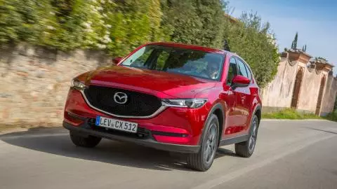 Mazda CX-5 próf