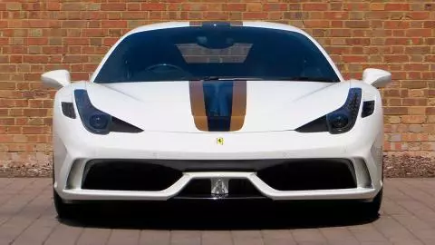 Ferrari 458 Speciale forsalg