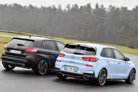 eugeot 308 GTi vs Hyundai i30 N فعالیت