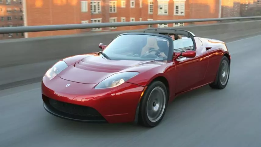 Ensimmäinen Tesla Roadster