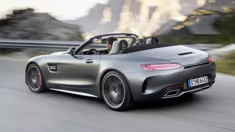 Hevrikên mezin ên Mercedes-AMG GT Roadster-a nû