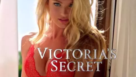 Annunci Victoria's Secret SuperBowl 2015 lingerie 1