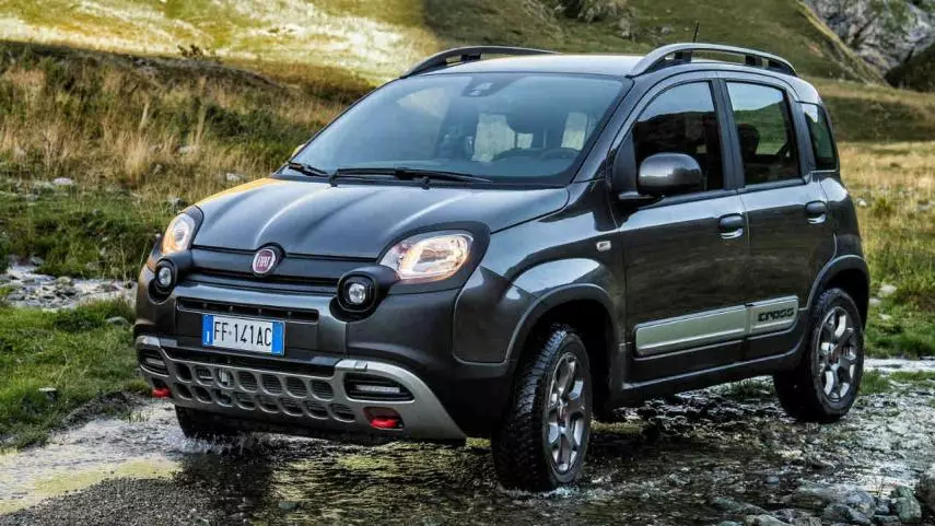 5 najboljih automobila za vožnju zimi 2018 Fiat Panda Cross