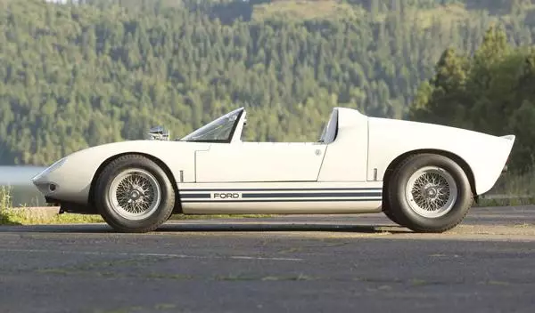 1965 Ford GT40 Nguyên mẫu Roadster