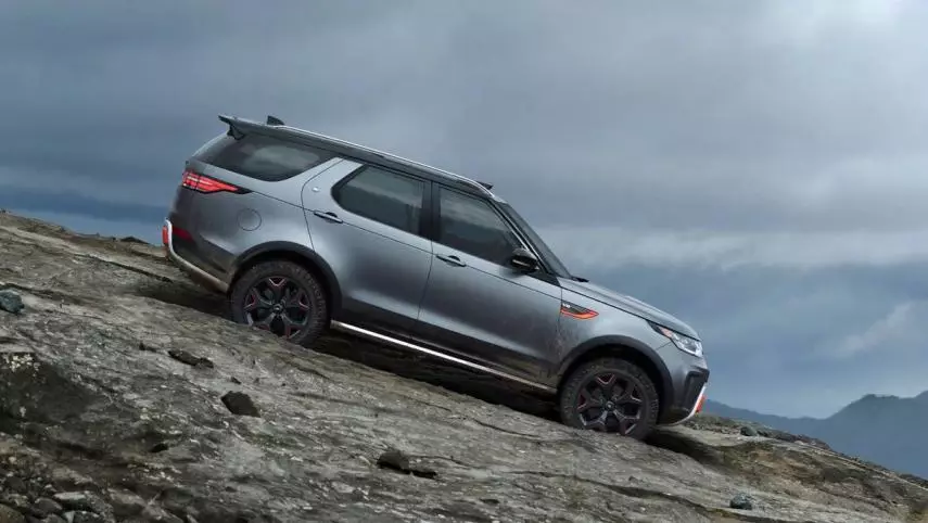 Land Rover Discovery SVX 2018