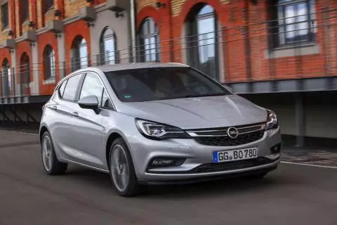 Opel-Astra-BiTurbo-5 kapılı-301317