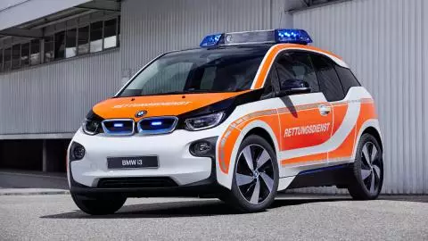 কখনো দেখা যায়নি-bmw-কার-bmw-i3